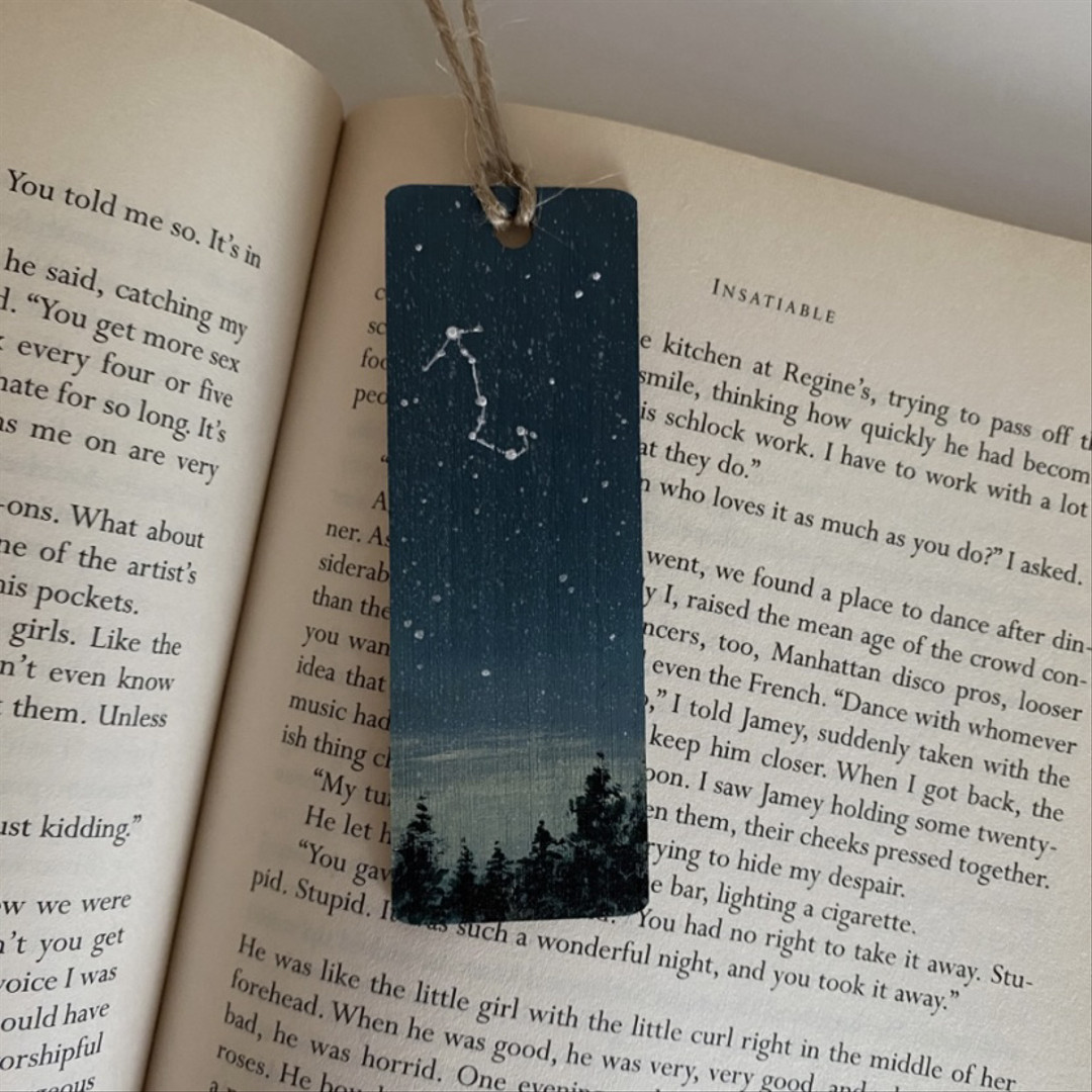 [ Special packaging ] Night sky bookmark with your own star sign | idus