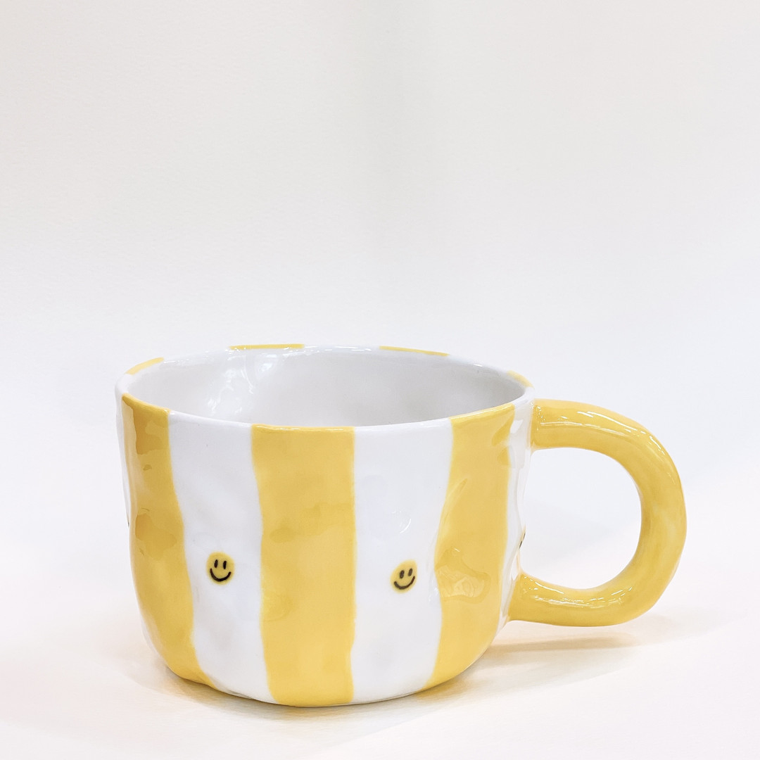 Obo-ye Handmade Ceramic Mug – Vertical Smile Design, Home Café Style | idus
