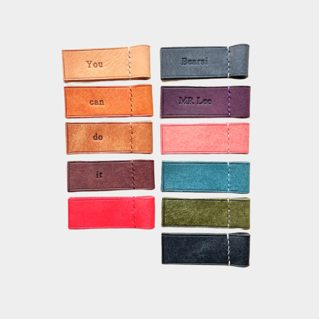 1+1 Mellow Leather Bookmark | idus