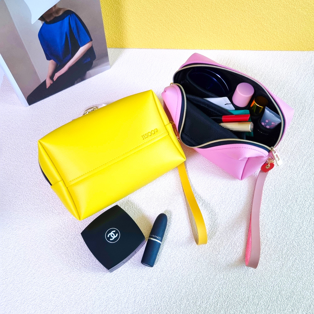 CLAMIS Makeup Cosmetic Pouch | idus