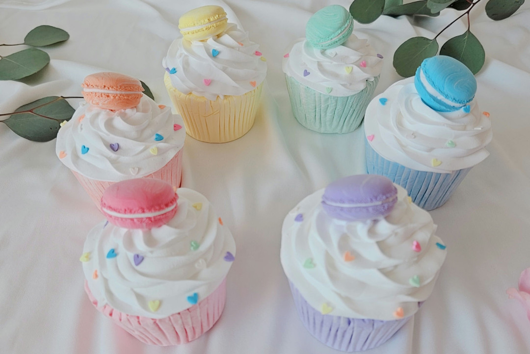 Macaron Whipped Cream Clay Muffin Model Props | idus