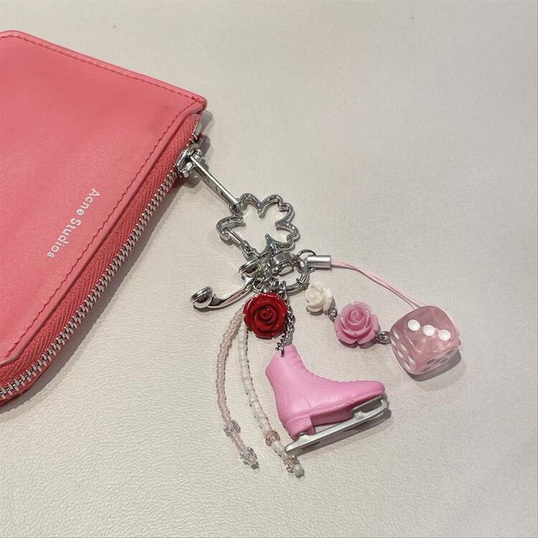 PINK CALLING Skate Dice Rose Keyring Bag Charm Keychain Phone Strap | idus