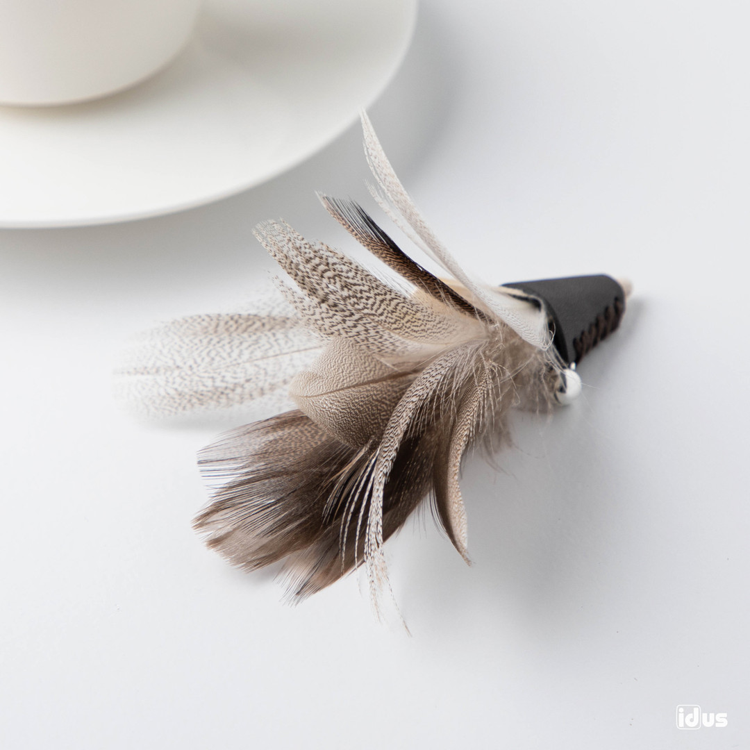 Wild goose refill feather natural feather real feather cat toy | idus