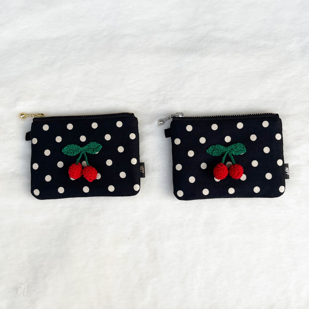 Dotted Cherry Card/Coin Pouch | idus