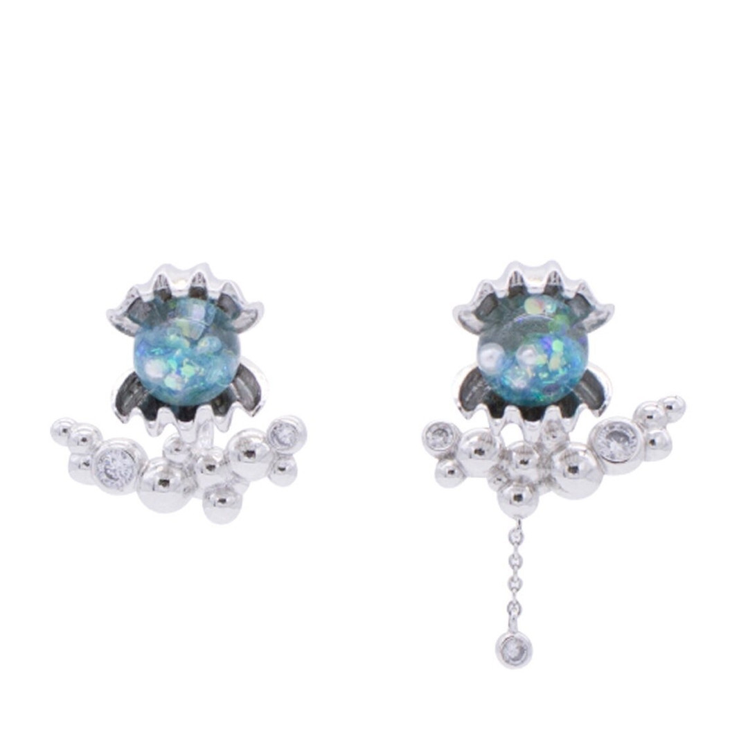 Shining Snowball Inside the Shell earrings