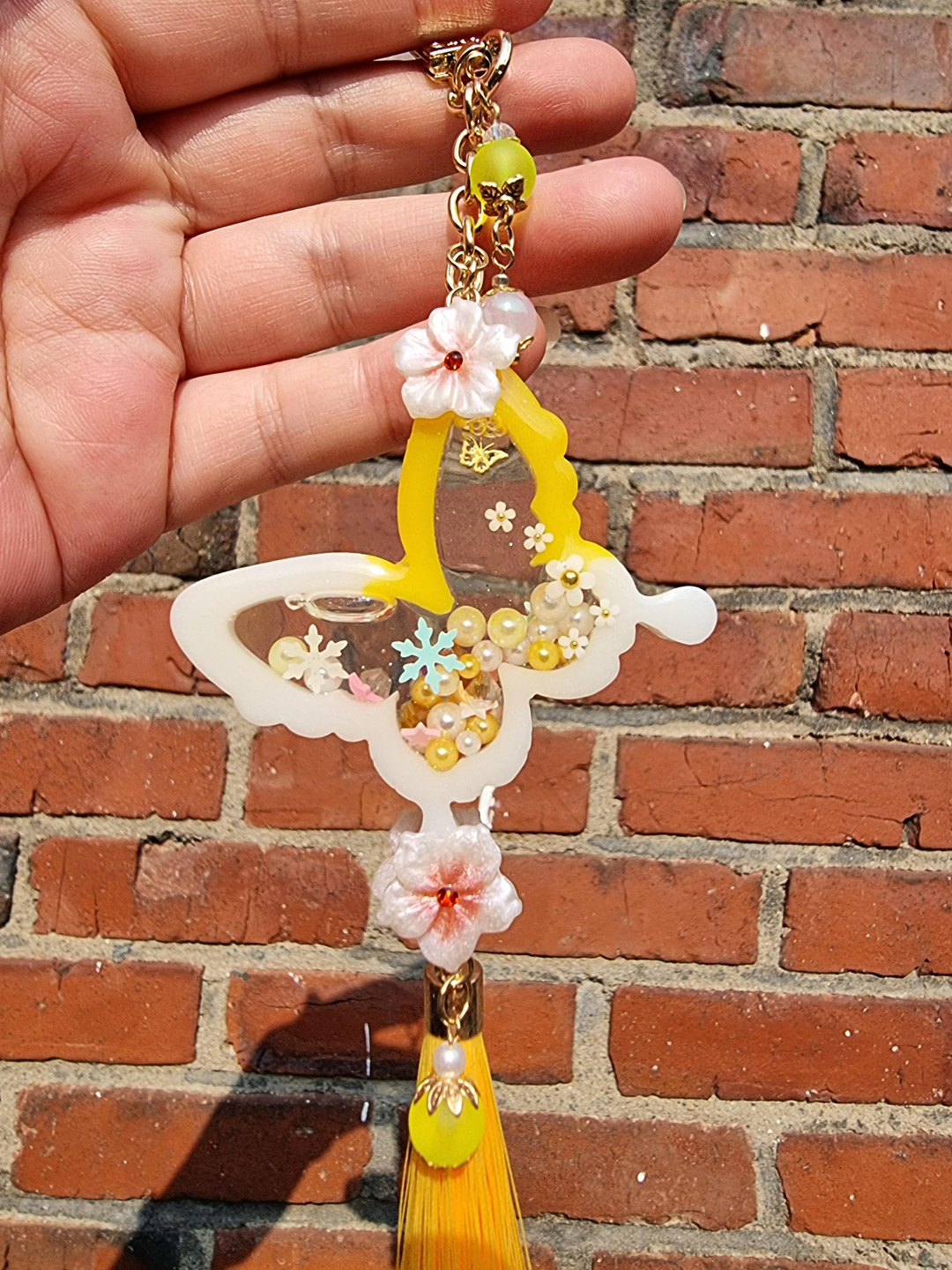 Butterfly resin norigae key ring | idus