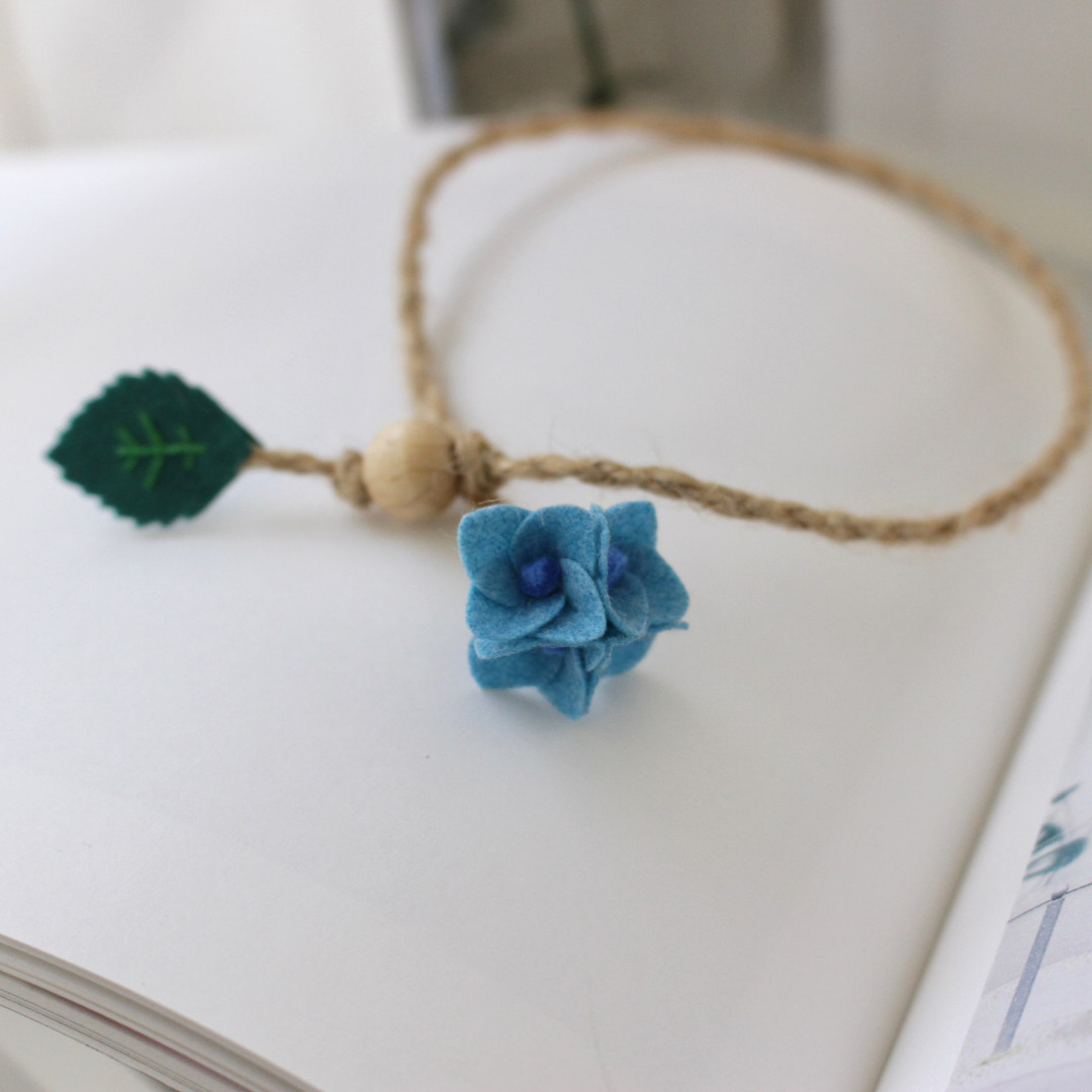 Hydrangea Flower Bookmark | idus