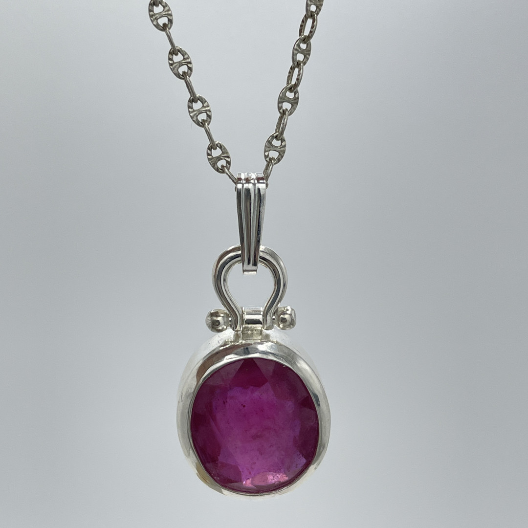 #265 Ruby Pendant | idus