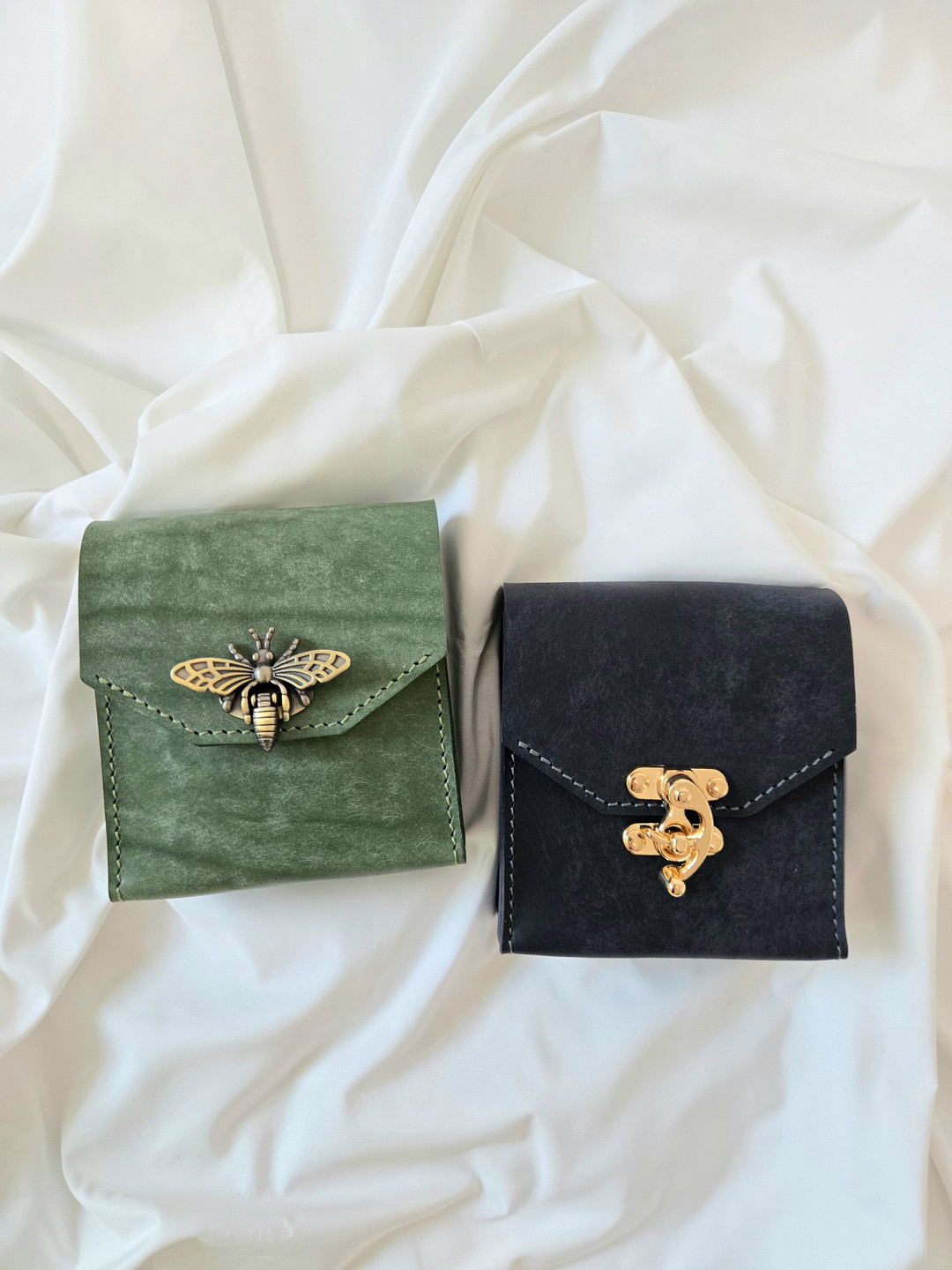 Leather square mini accordion pouch | idus