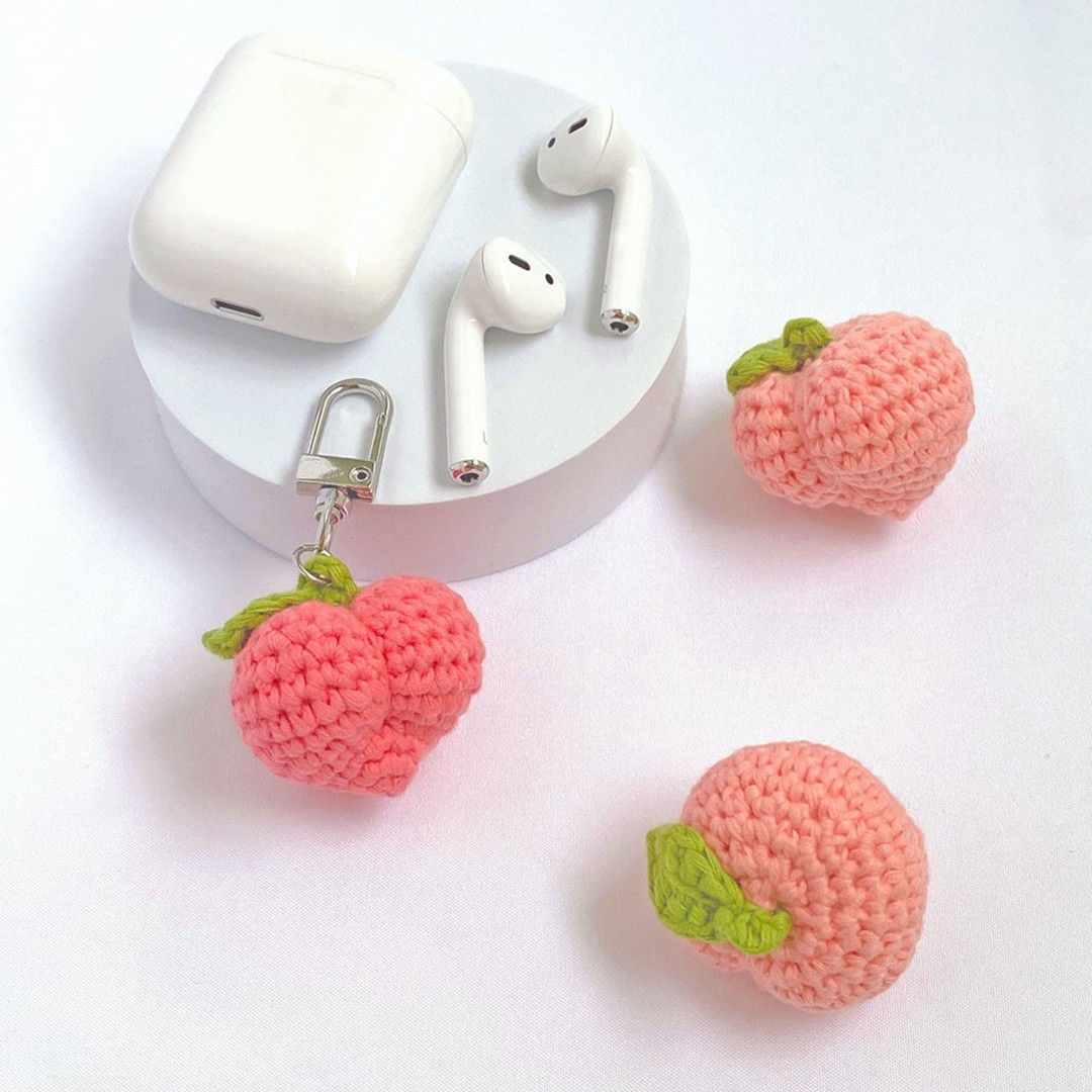 Chubby peach key ring