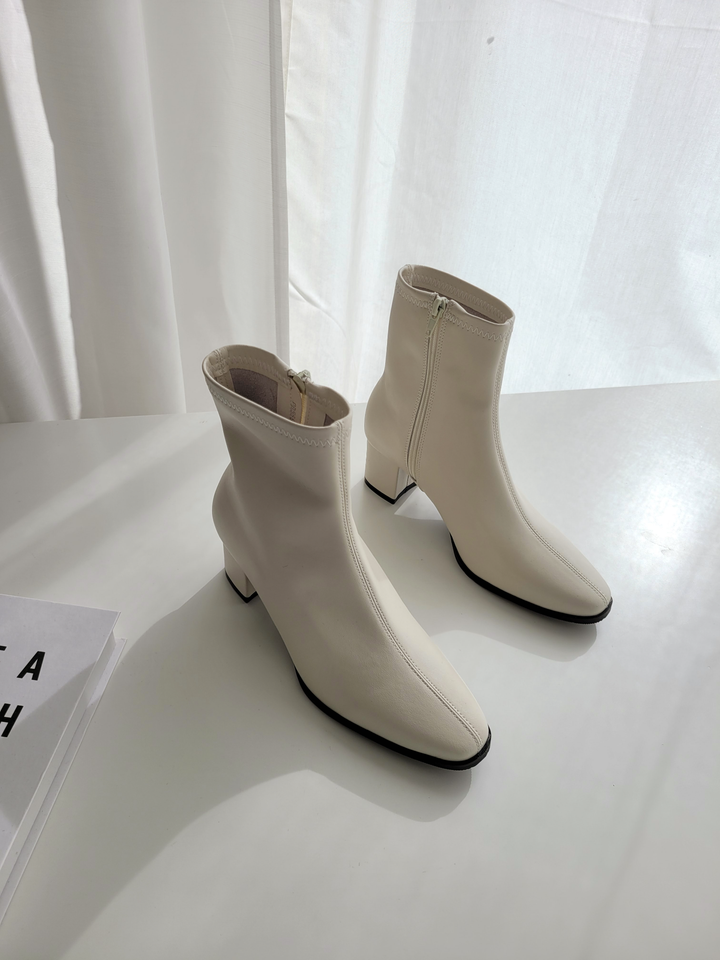 [부츠세일] 라인이 예쁜 소가죽앵클부츠 5cm-3col | 아이디어스