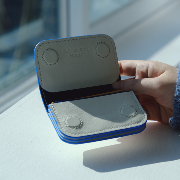 [무료각인] MOMO WALLET WHITE/BLUE | 아이디어스