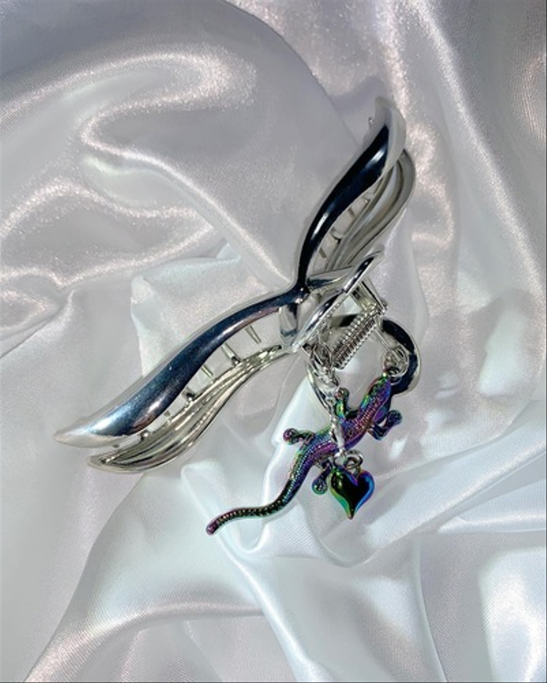 Rainbow lizard heart Hairpin | idus