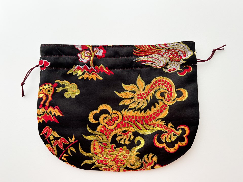 Dragon lucky pouch | idus