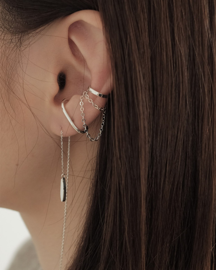 Middle two chain earcuff | 아이디어스