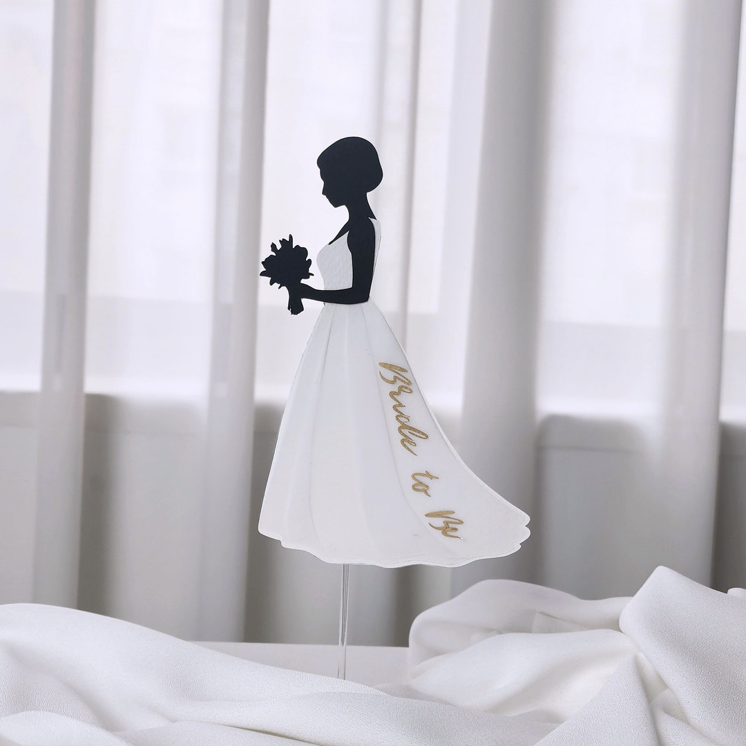 Silhouette Bride Cake Topper | Elegant Wedding & Bridal Shower Decor | idus