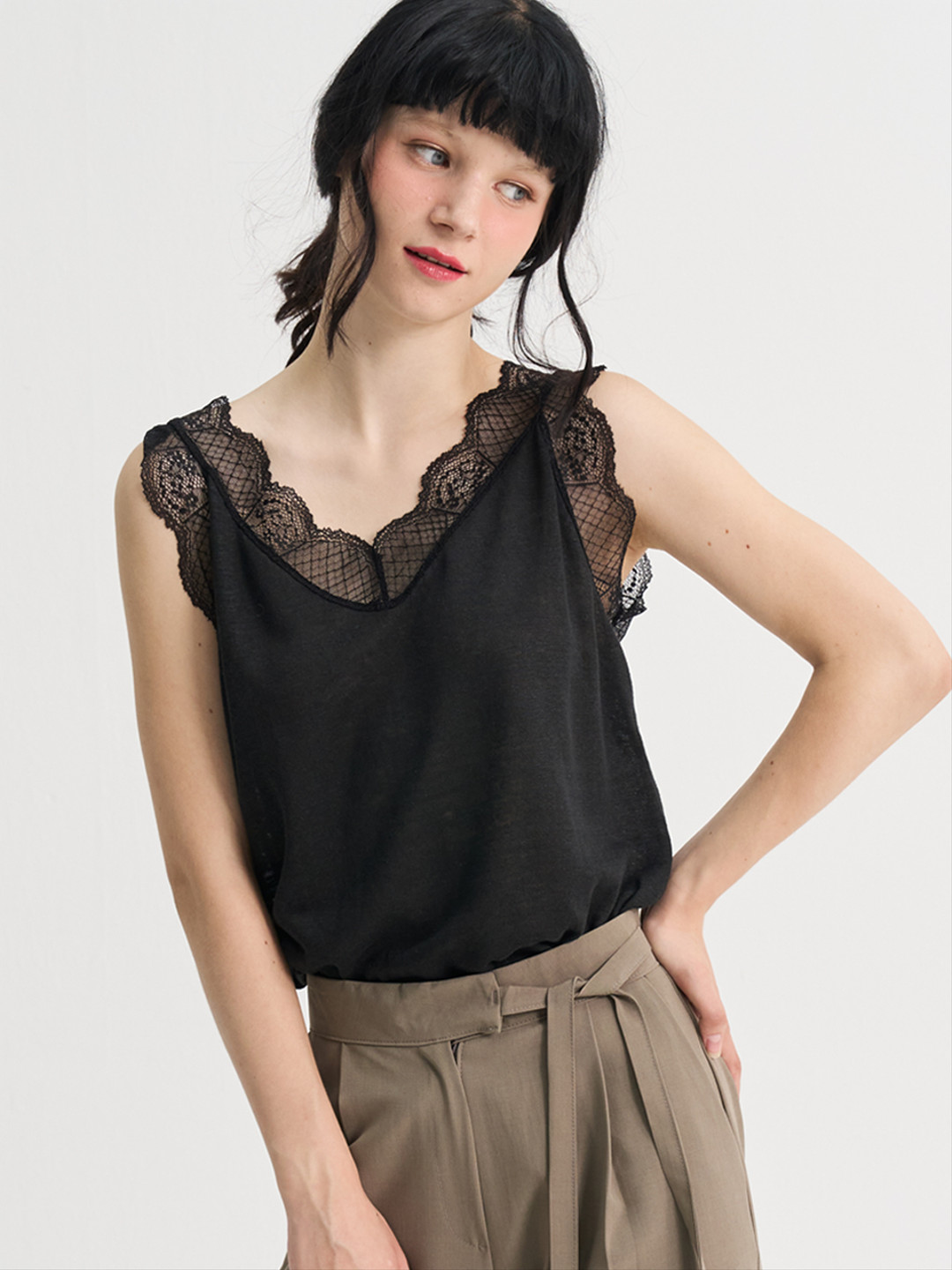 Lace Pure Linen Sleeveless T-shirt_Black | idus