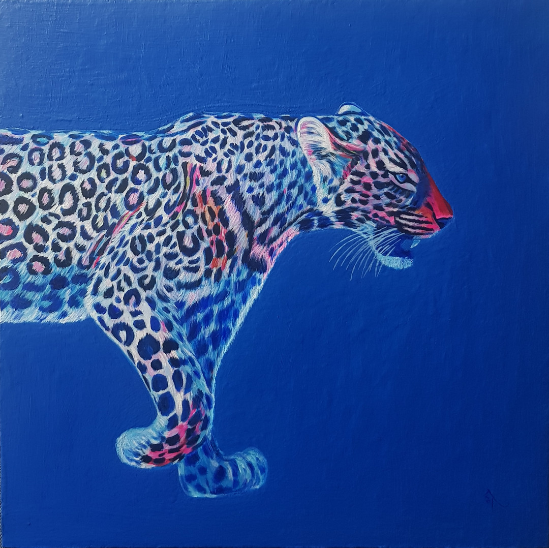 Unique& sensual& cool