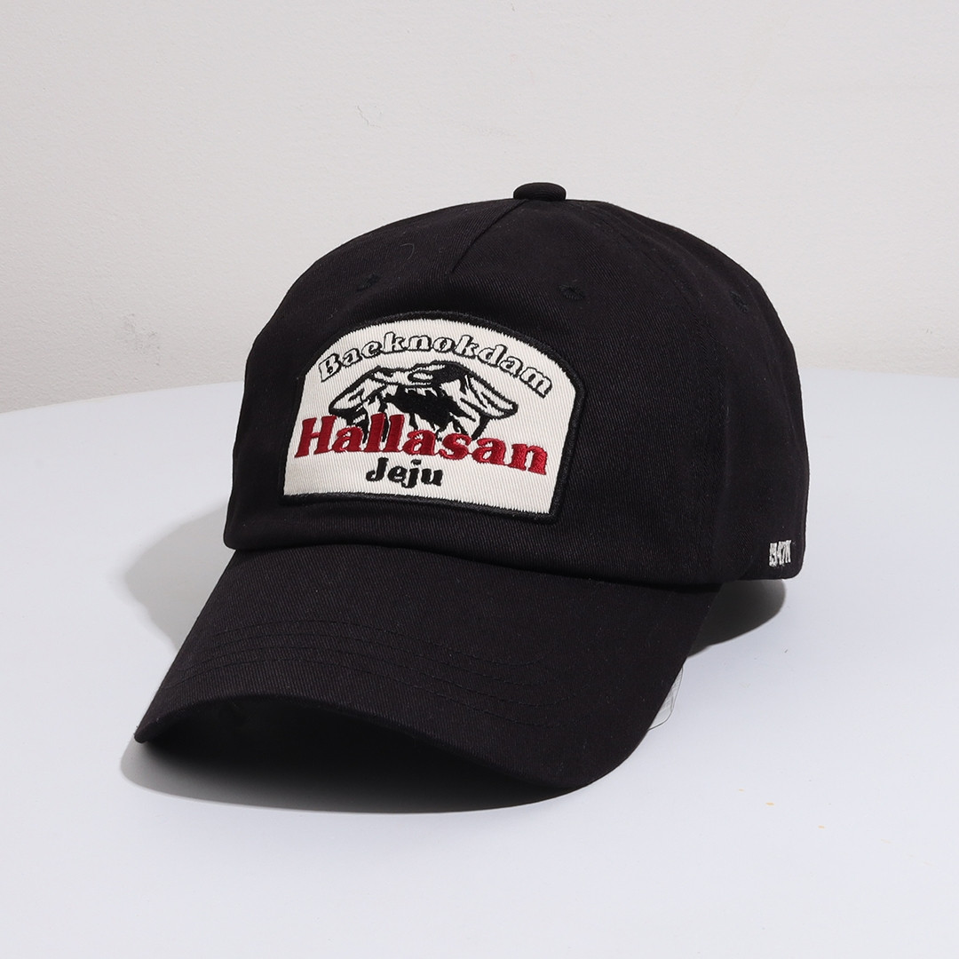 Slown - A cap featuring the Korean mountains that we love | idus