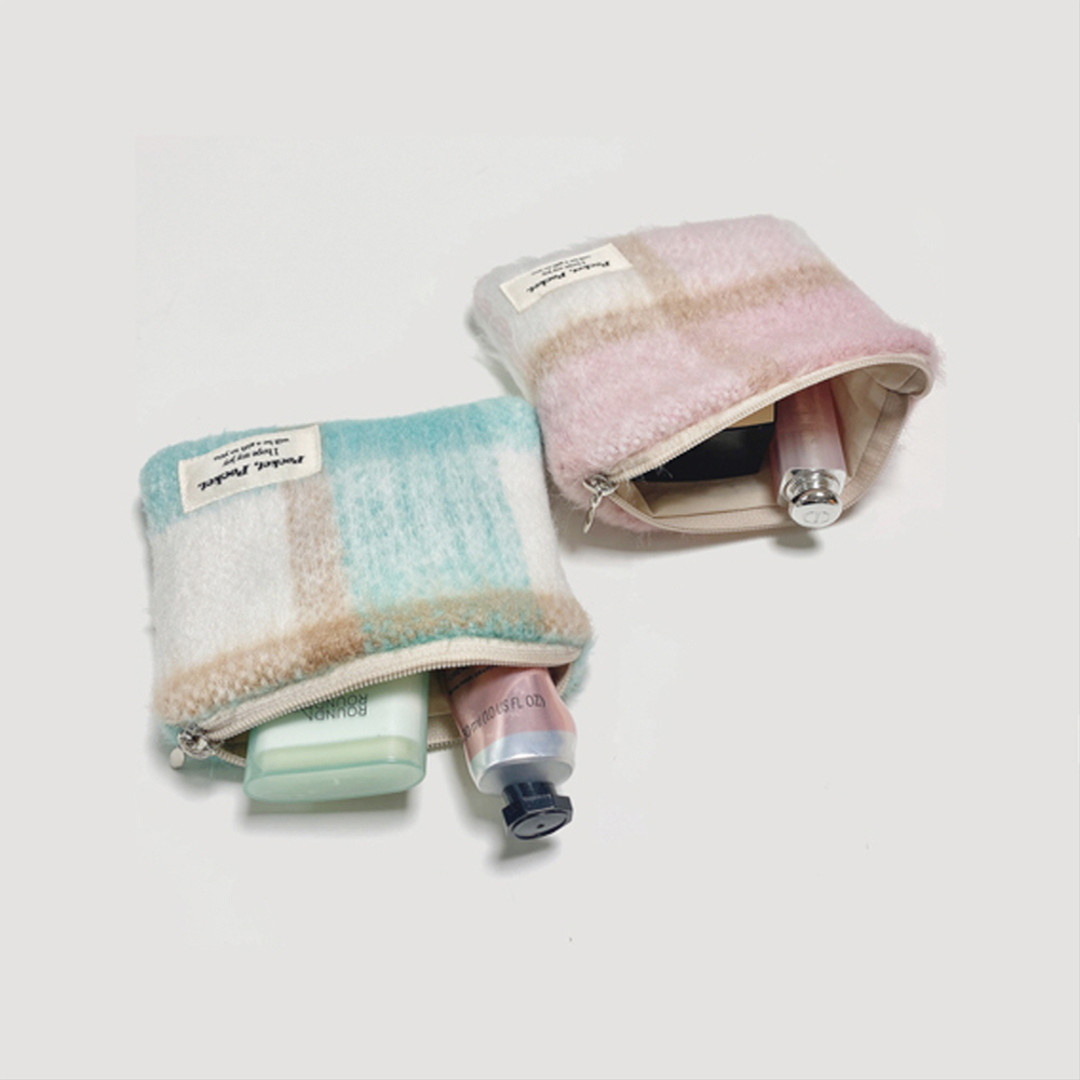 [Pocket Pocket] Warm check pouch