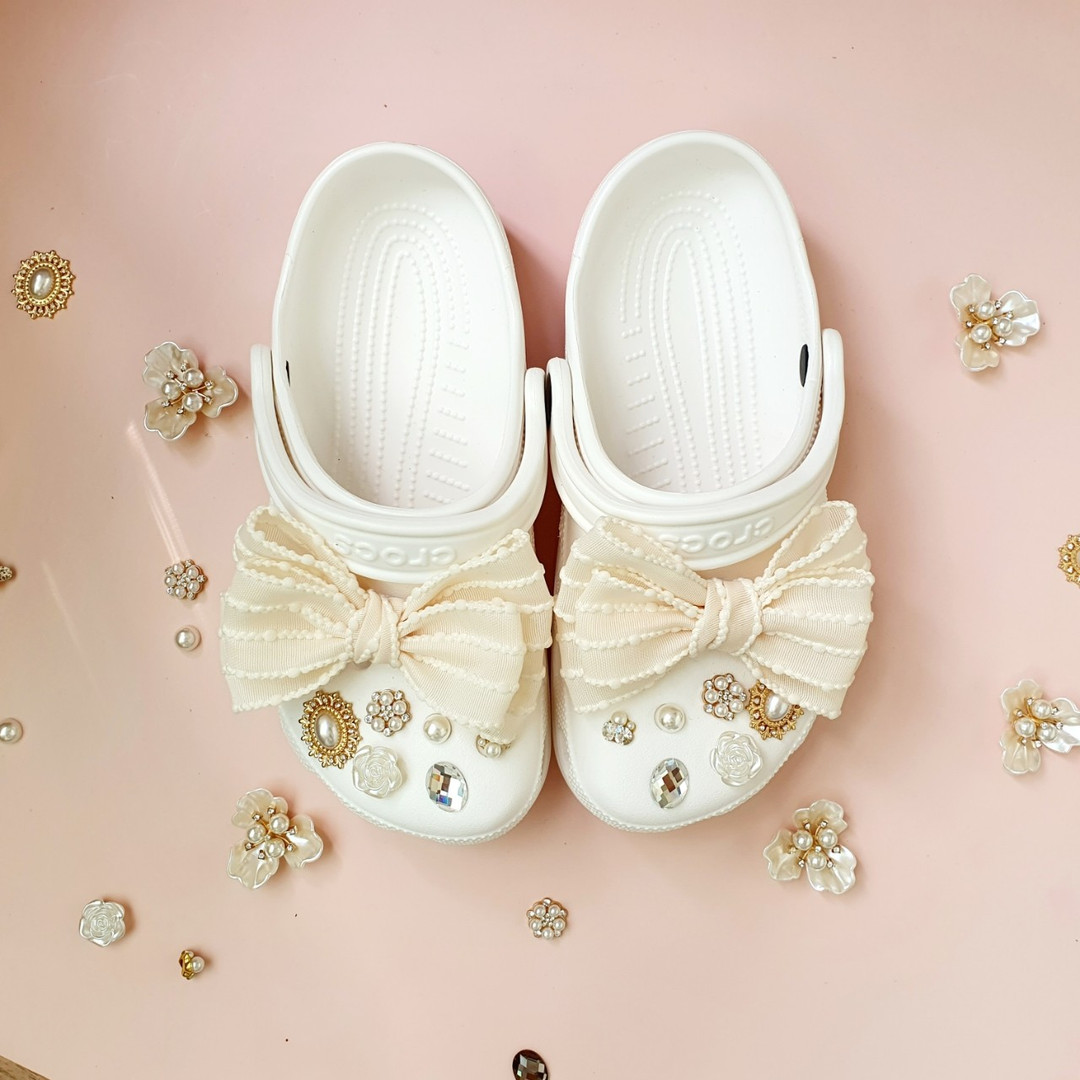 F Cream Ribbon Pearl Jewelry shoes accessories Crocs Zibitz