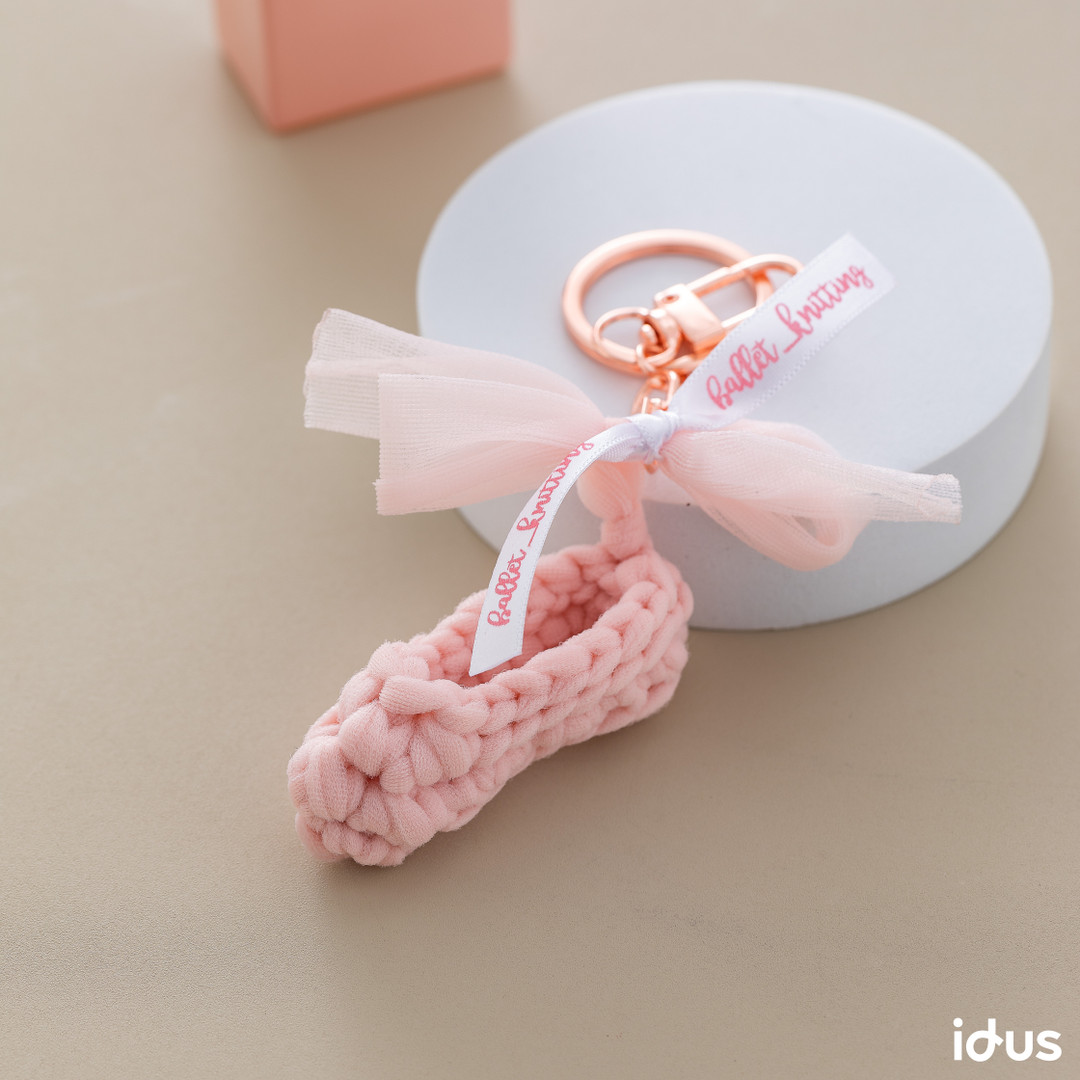 Ballet point shoes keyring/keychain | idus