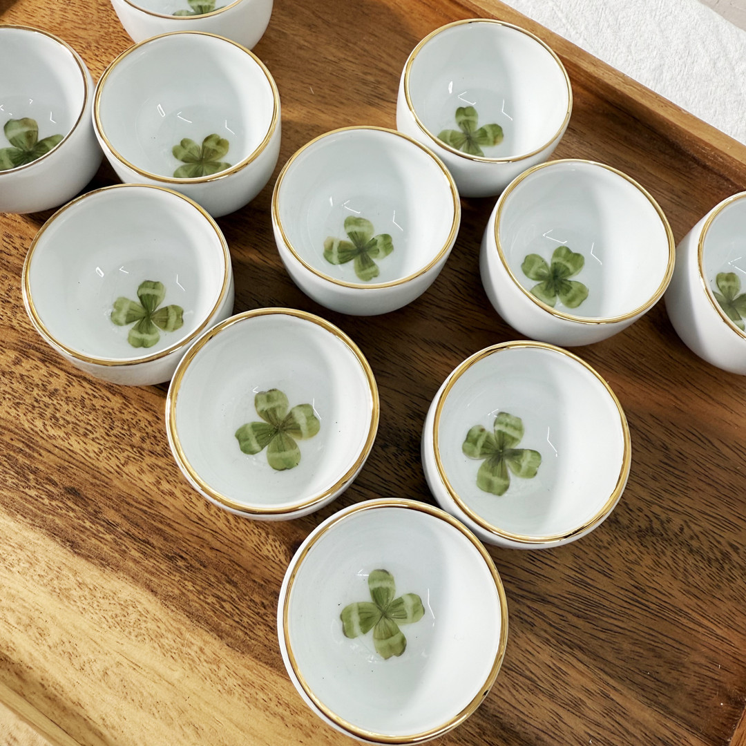 Lucky four-leaf crober egg cup (set) | idus