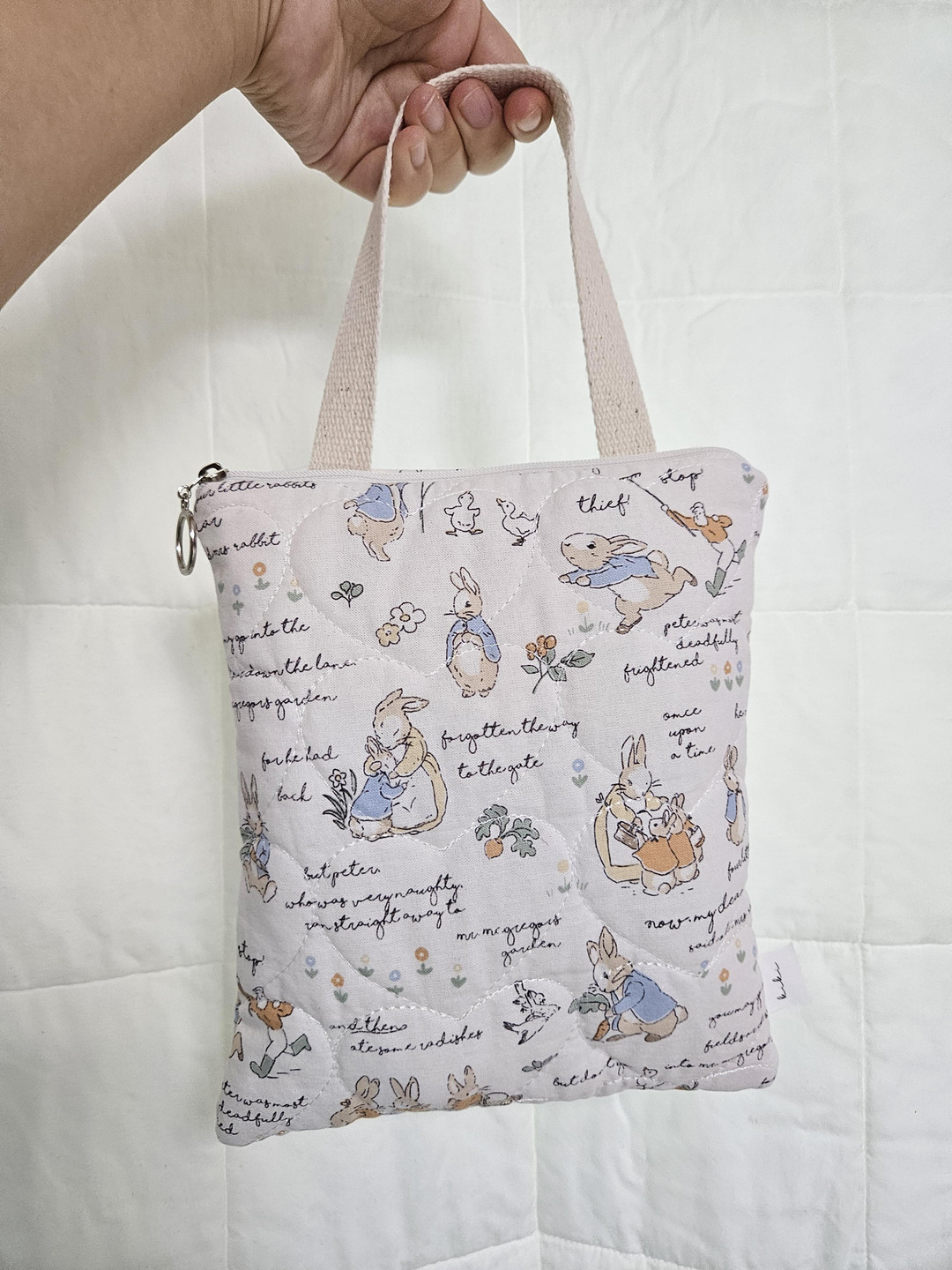 Quilted Mini Handle Pouch | idus