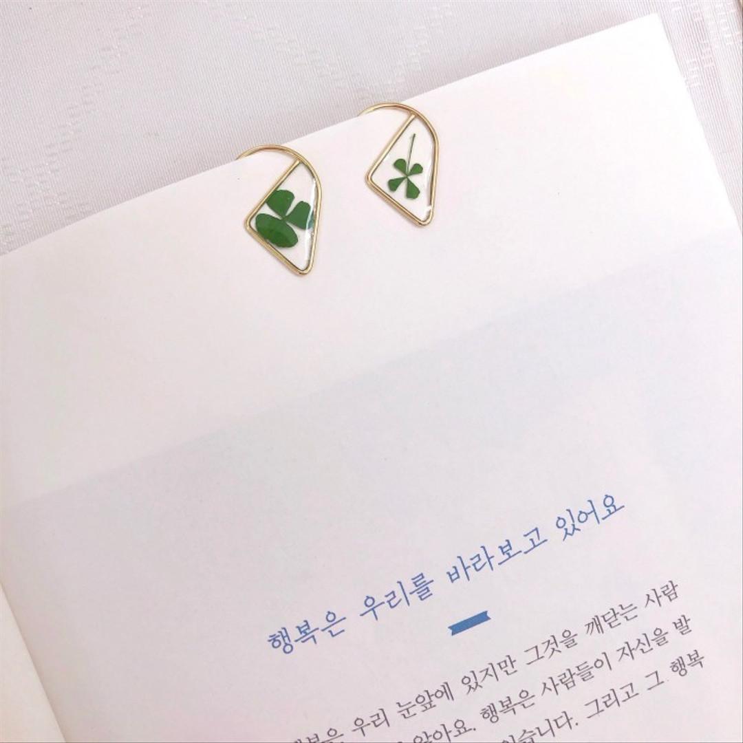 [3+1]lucky four-leaf clover bookmark | idus