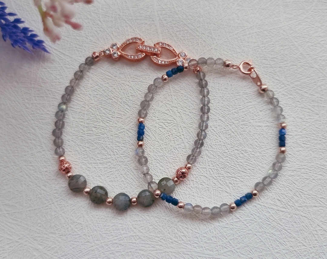 Labradorite bracelet Anniverary gift for wife/Adjustable Crystal ...