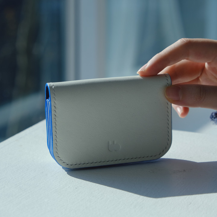 [무료각인] MOMO WALLET WHITE/BLUE | 아이디어스