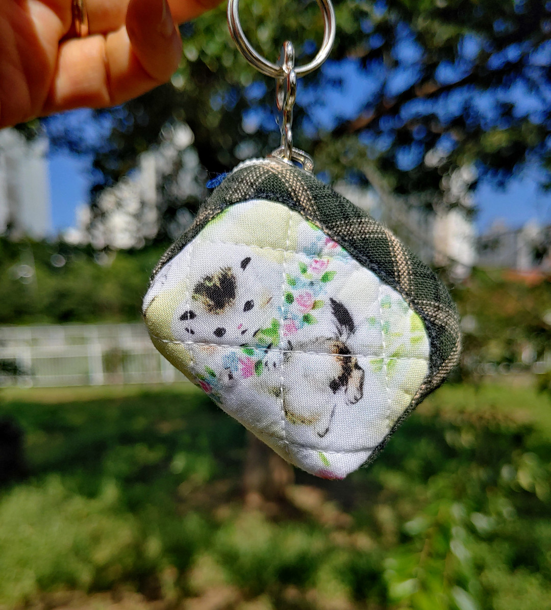 Flower cat coin purse ,key ring,usb case | idus