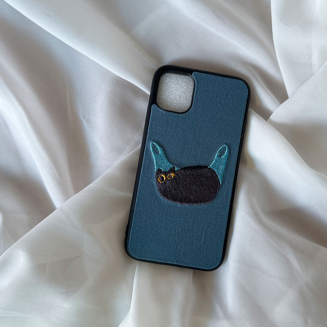 Ru love vinyl [Fabric Embroidery Case] | idus