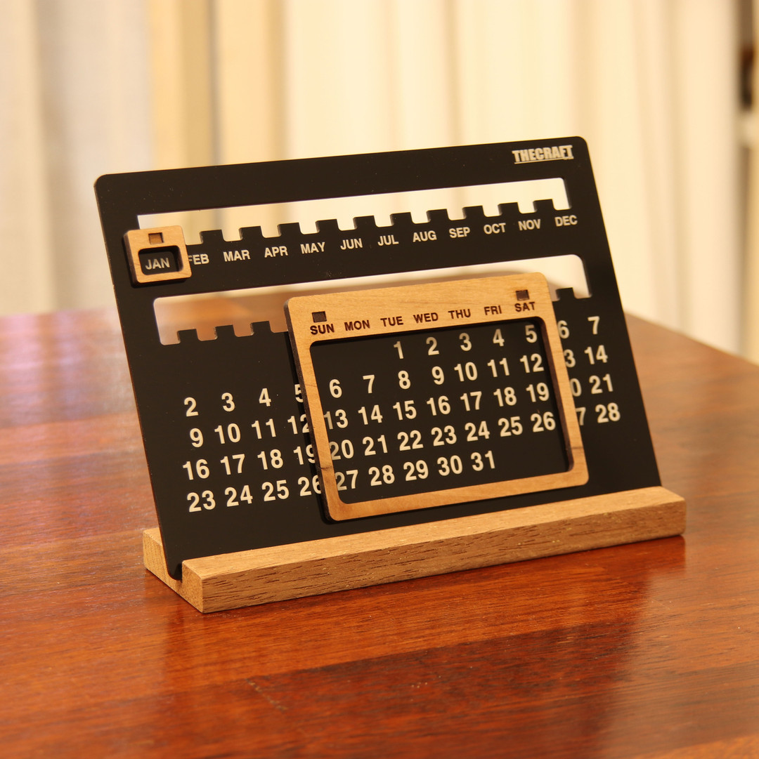 Black Wooden Adjustable Desk Calendar