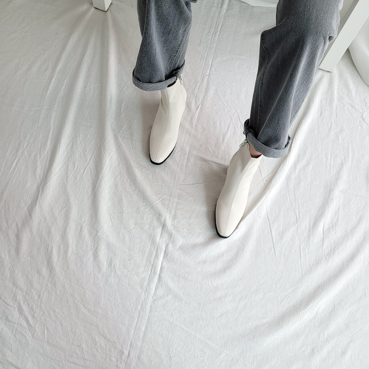 [부츠세일] 라인이 예쁜 소가죽앵클부츠 5cm-3col | 아이디어스