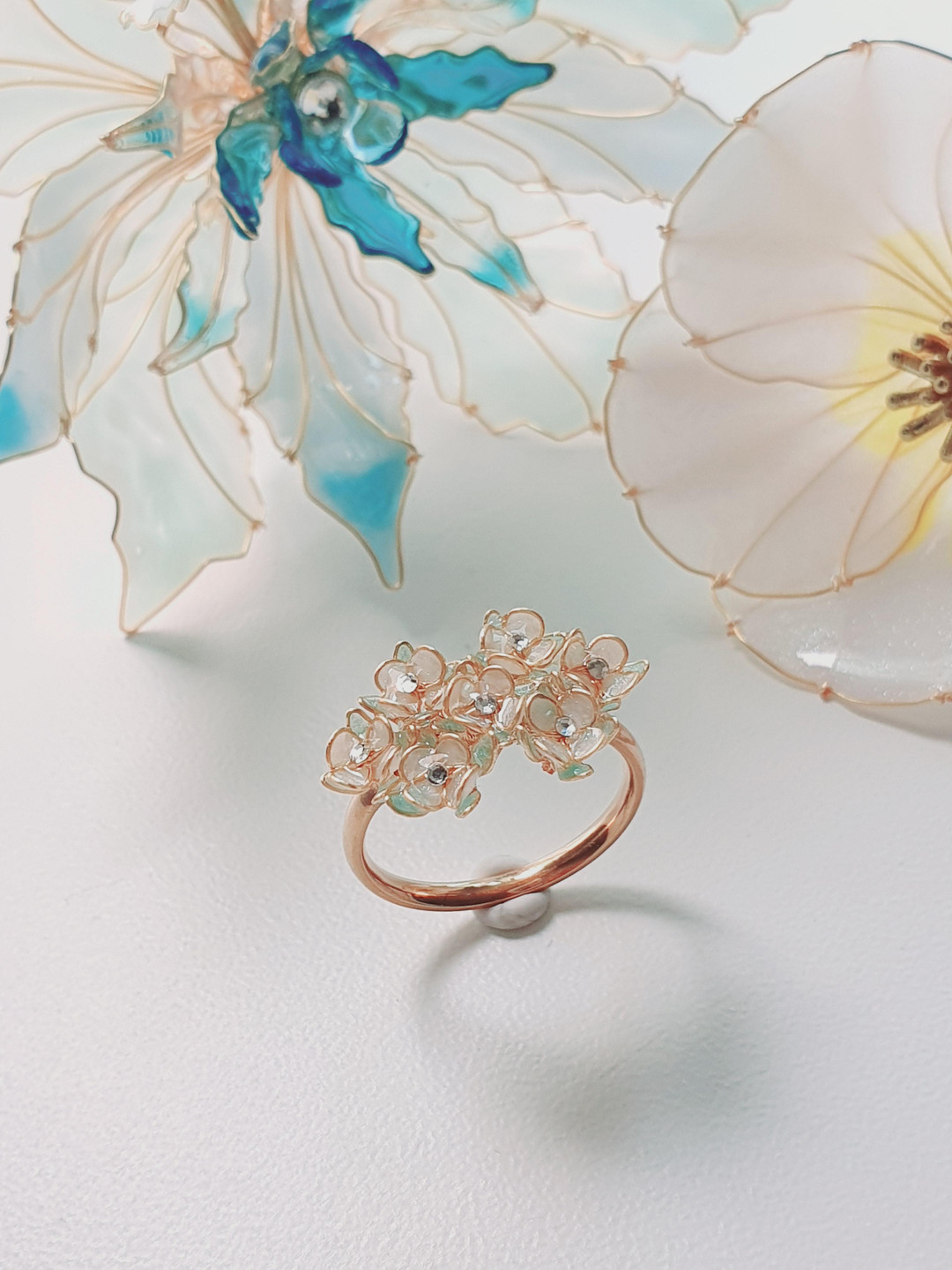 Flower Ring with White Pearl & Soft Pearl Green Colors | idus