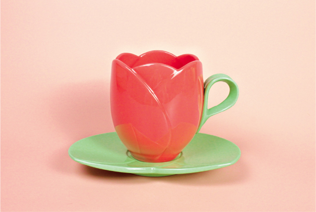Red Tulip Shaped Mug | idus