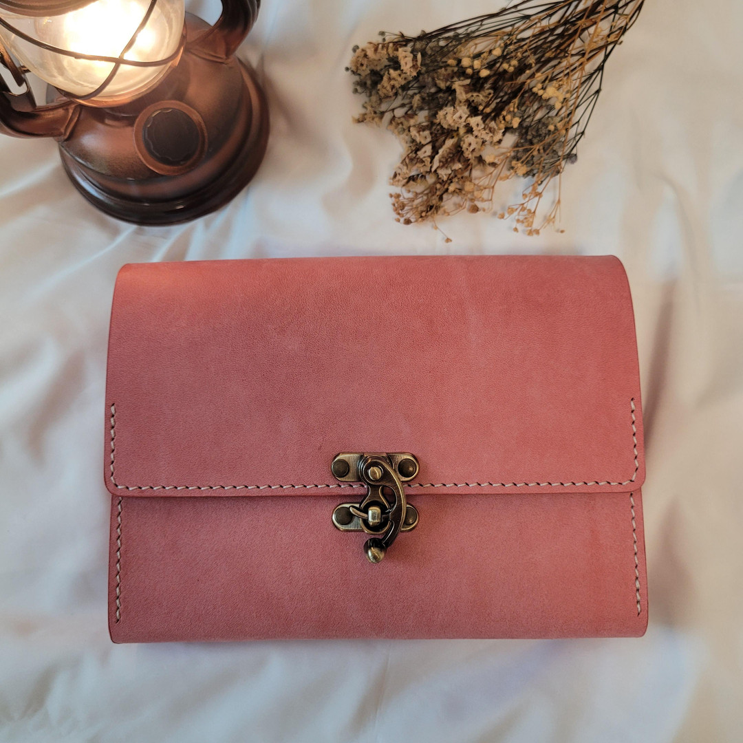 Vintage Accordion Pouch | idus