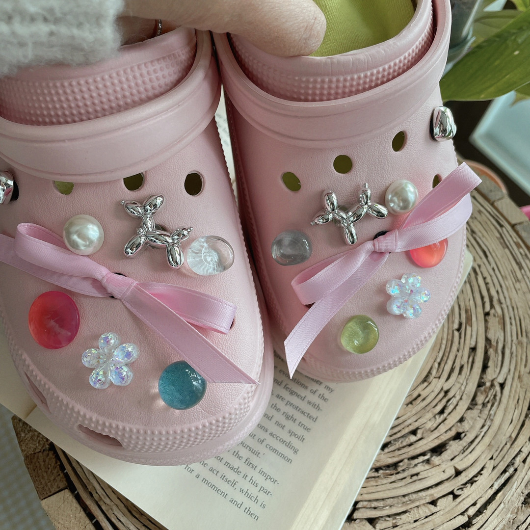 Pink Ribbon Color Raw Stone Jibbitz Set | idus