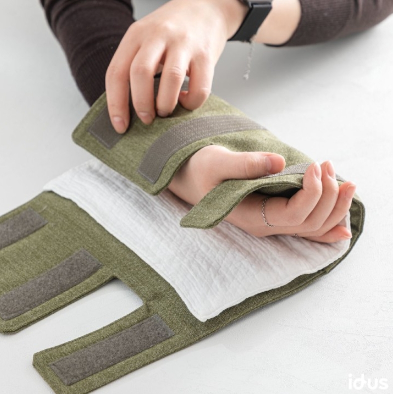 Hand wrist pack / frame type / painful and numb hand / jade stone ...