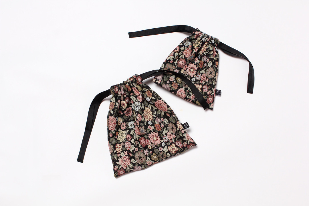 Vintage Style Rose Jacquard String Pouch | idus