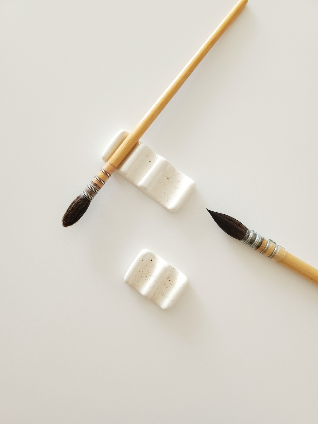 Two & One ceramic brush rest (Choose 1 out of 2 types) | idus