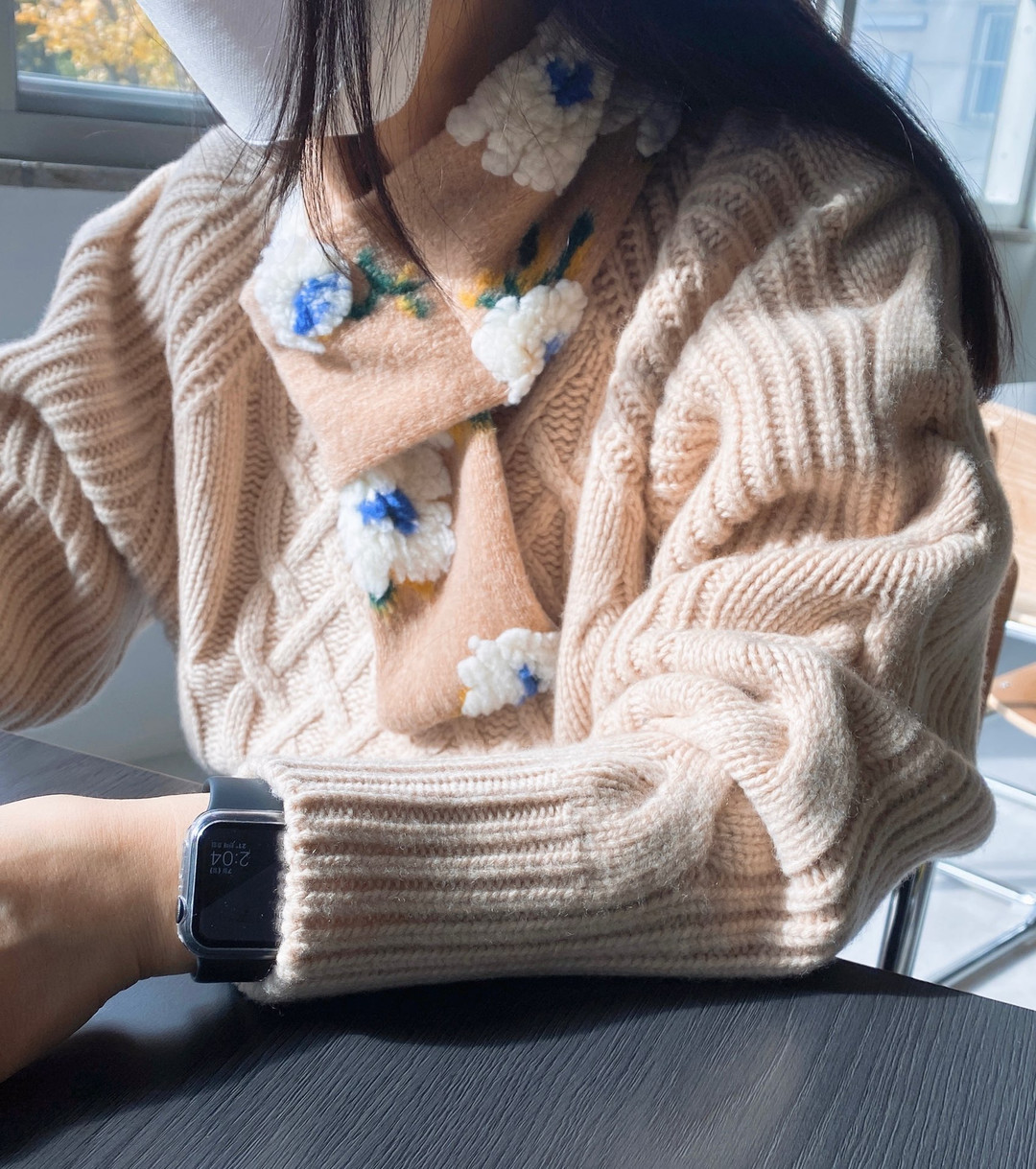 Cotton Flower Foam Muffler (Graduation, Admission Gift/Birthday Gift ...