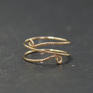 14KGF Helical Ring | 아이디어스