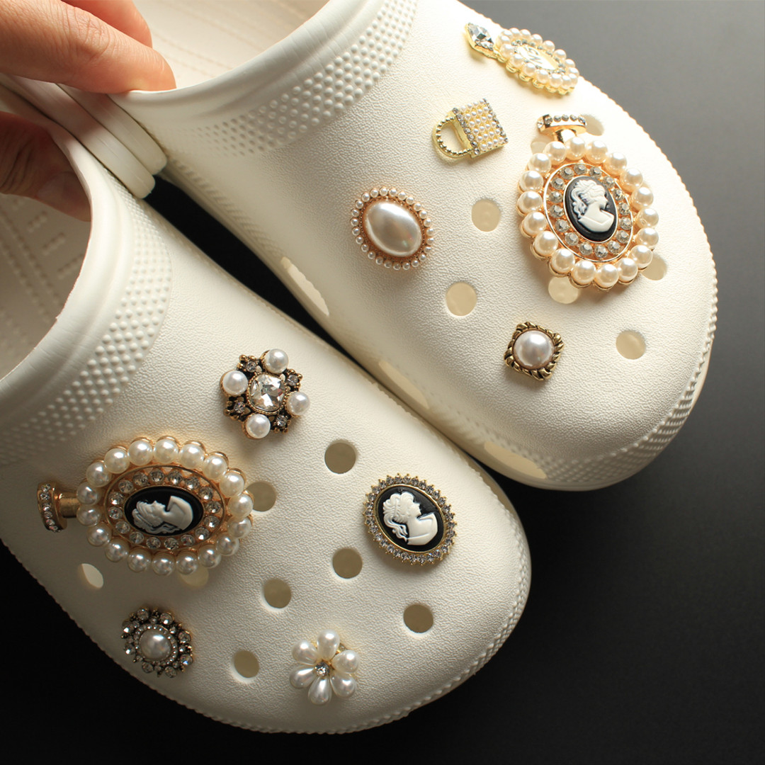 Perfume Jewelry Pearl Zibitz Crocs 5 PCS