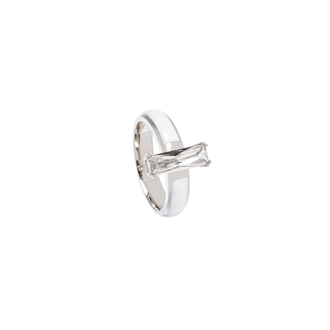 Kaia Epoxy Baguette Ring White | idus