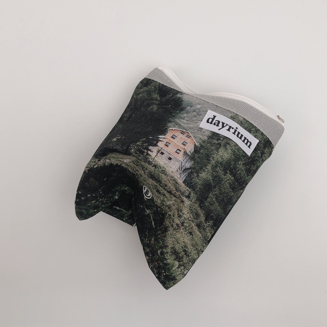 [K-pouch]Zipper Pouch Vertical Type/Hogwarts | idus