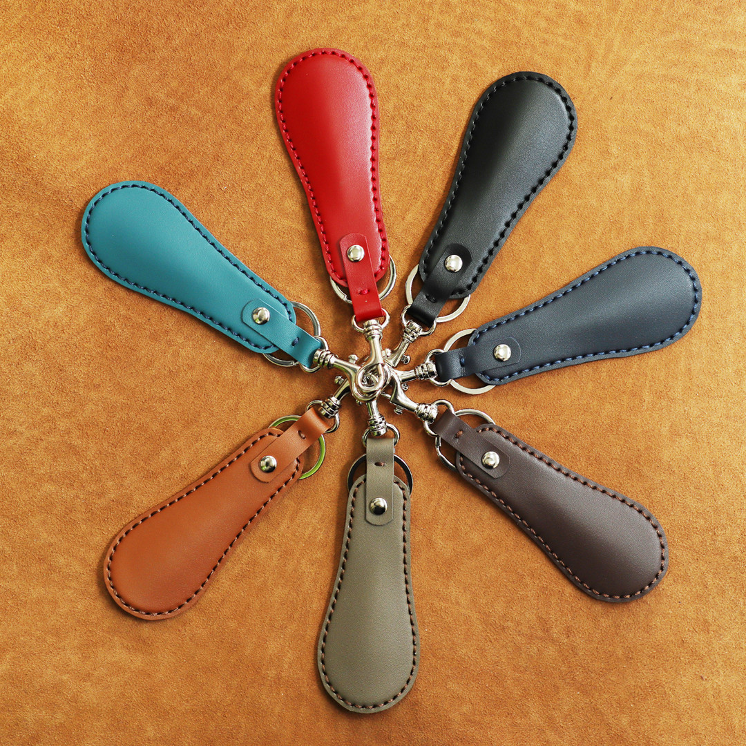 leather seven-colored shoe spatula key ring | idus