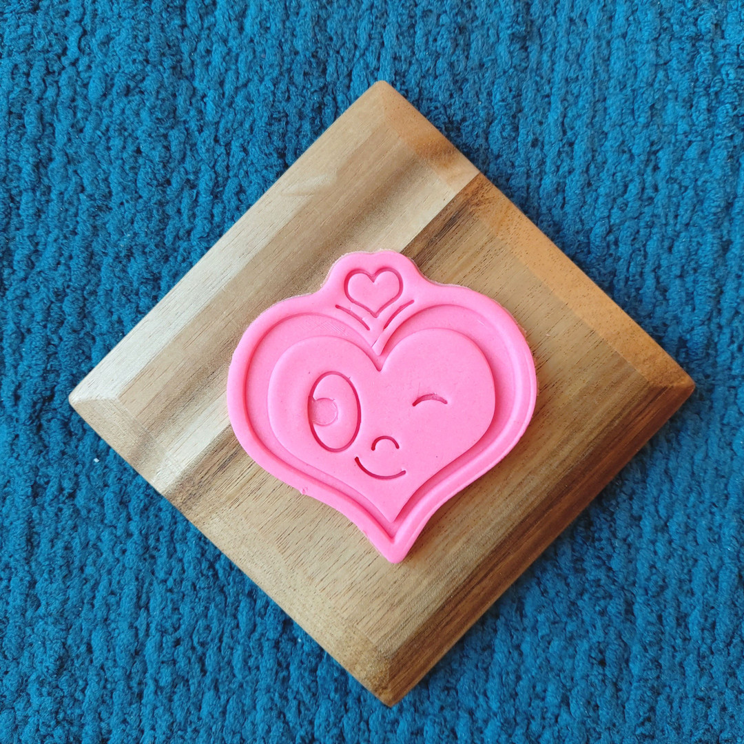 Heart (Wink) cookie cutter / Heart cookie mold / Home baking | idus