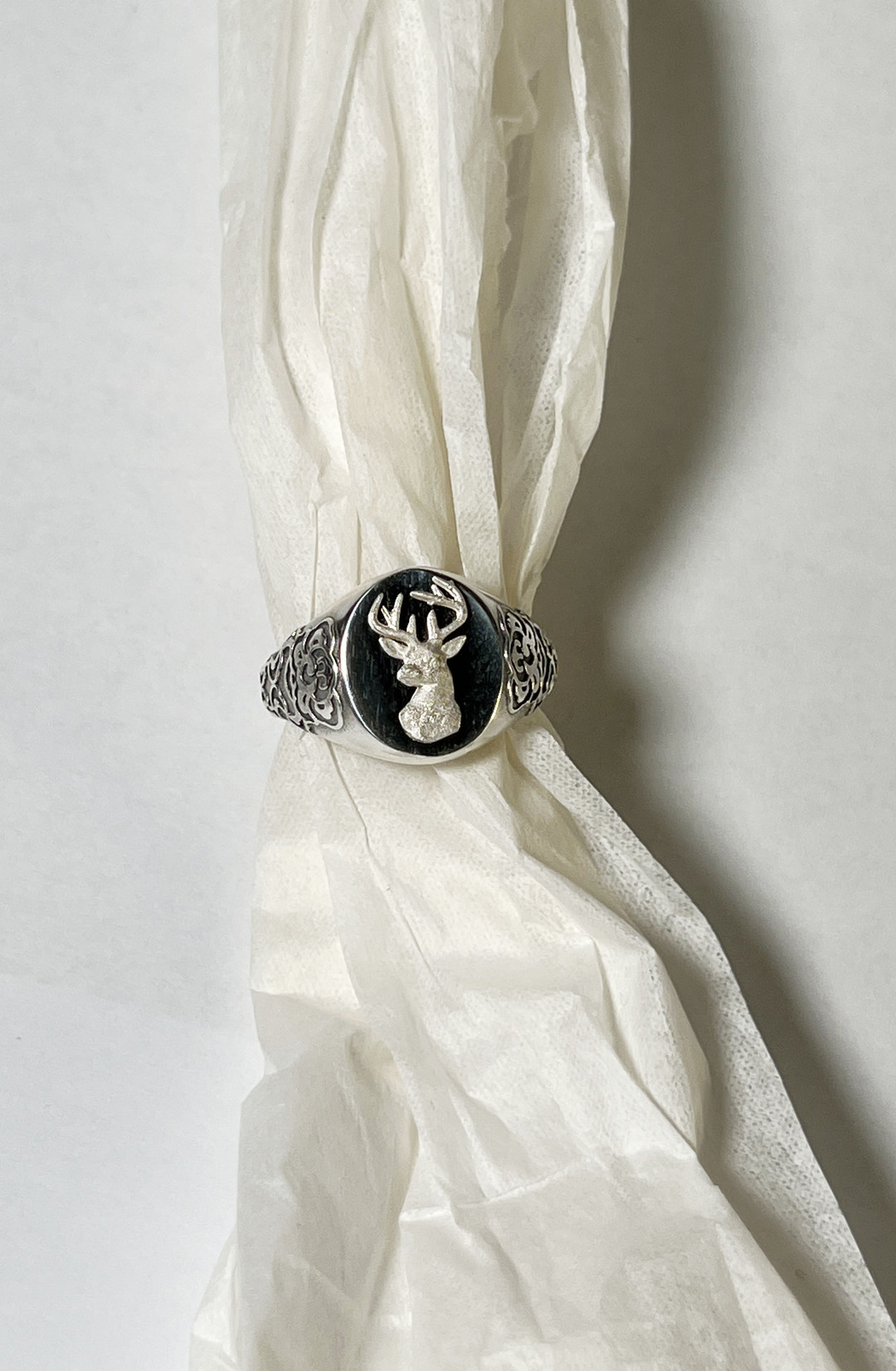 Silver stag ring w/ Korean tradional cloud pattern | idus